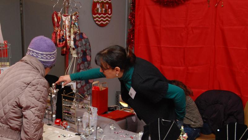 Appel à candidatures pour le marché de Noël 2021 | Ville de Loos